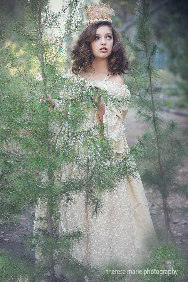 Lace Crown – Elena Collection